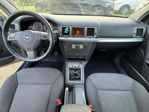 Pelēks Opel Vectra 2007 Viļņa, ar dzinēja tilpumu 2.20 L un nobraukumu 221 tūkst. km par 1600 €, foto 10 vietnē AUTOMOTO.COM.LV