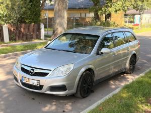 Pelēks Opel Vectra 2007 Viļņa, ar dzinēja tilpumu 1.90 L un nobraukumu 317 tūkst. km par 1850 €, foto 3 vietnē AUTOMOTO.COM.LV