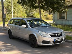 Pelēks Opel Vectra 2007 Viļņa, ar dzinēja tilpumu 1.90 L un nobraukumu 317 tūkst. km par 1850 €, foto 4 vietnē AUTOMOTO.COM.LV