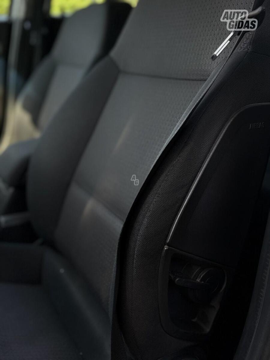 Pelēks Opel Vectra 2007 Viļņa, ar dzinēja tilpumu 1.90 L un nobraukumu 317 tūkst. km par 1850 €, foto 28 vietnē AUTOMOTO.COM.LV