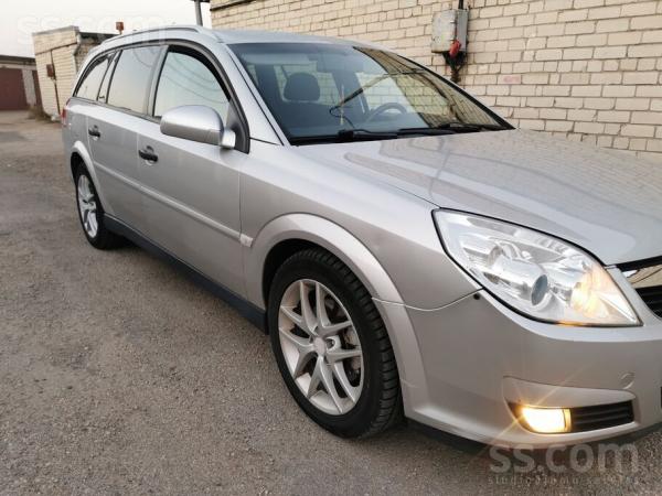 Серый Опель Вектра 2007 в Рига, объемом двигателя 1.90 л и пробегом 349 тыс. км за 1550 €, фото 4 на AUTOMOTO.COM.LV