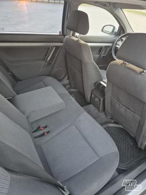 Pelēks Opel Vectra 2007 Kauņa, ar dzinēja tilpumu 1.90 L un nobraukumu 344 tūkst. km par 1200 €, foto 10 vietnē AUTOMOTO.COM.LV