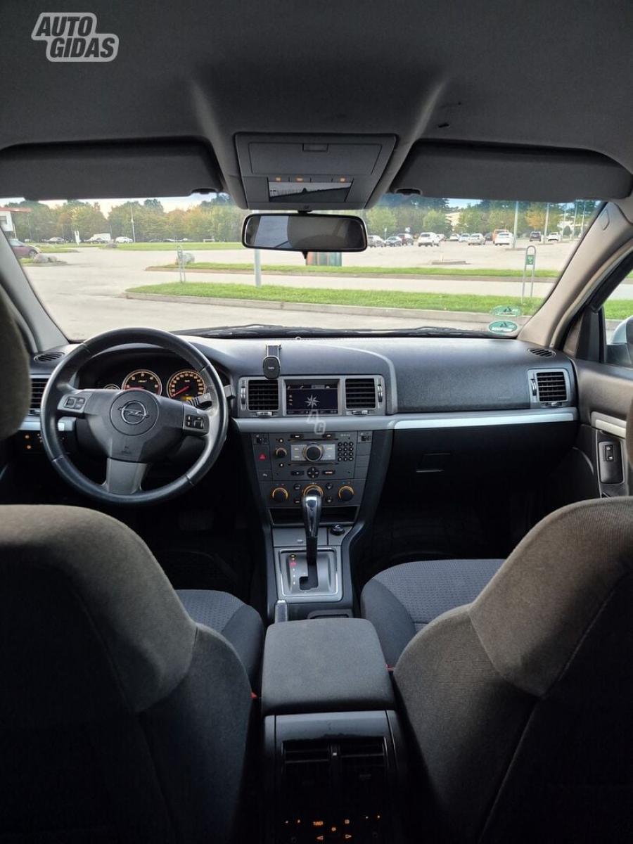 Pelēks Opel Vectra 2007 Kauņa, ar dzinēja tilpumu 1.90 L un nobraukumu 344 tūkst. km par 1200 €, foto 11 vietnē AUTOMOTO.COM.LV