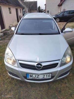Grey Opel Vectra 2008 in Vilkaviskis, with an engine capacity of 1.90 L and mileage of 393 thousand km for 1300 €, photo 2 on AUTOMOTO.COM.LV
