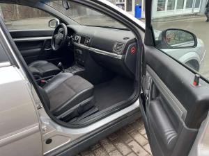 Grey Opel Vectra 2008 in Vilnius, with an engine capacity of 1.90 L and mileage of 321 thousand km for 1499 €, photo 13 on AUTOMOTO.COM.LV