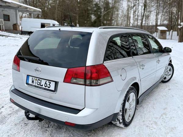 Pelēks Opel Vectra 2008 Prienai, ar dzinēja tilpumu 1.90 L un nobraukumu 246 tūkst. km par 2650 €, foto 3 vietnē AUTOMOTO.COM.LV