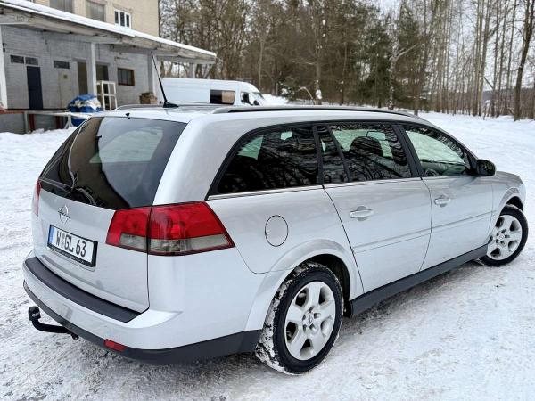 Pelēks Opel Vectra 2008 Prienai, ar dzinēja tilpumu 1.90 L un nobraukumu 246 tūkst. km par 2650 €, foto 4 vietnē AUTOMOTO.COM.LV