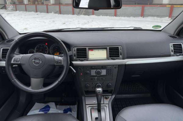 Pelēks Opel Vectra 2008 Prienai, ar dzinēja tilpumu 1.90 L un nobraukumu 246 tūkst. km par 2650 €, foto 9 vietnē AUTOMOTO.COM.LV