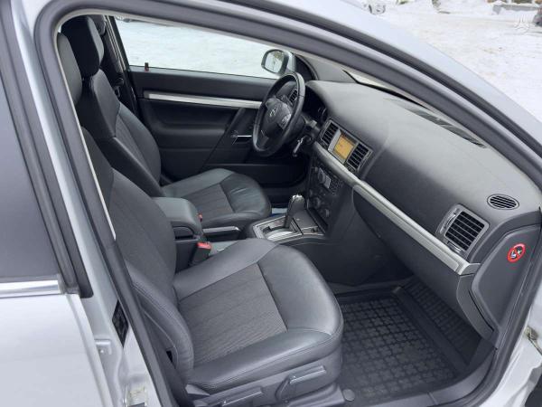 Pelēks Opel Vectra 2008 Prienai, ar dzinēja tilpumu 1.90 L un nobraukumu 246 tūkst. km par 2650 €, foto 10 vietnē AUTOMOTO.COM.LV