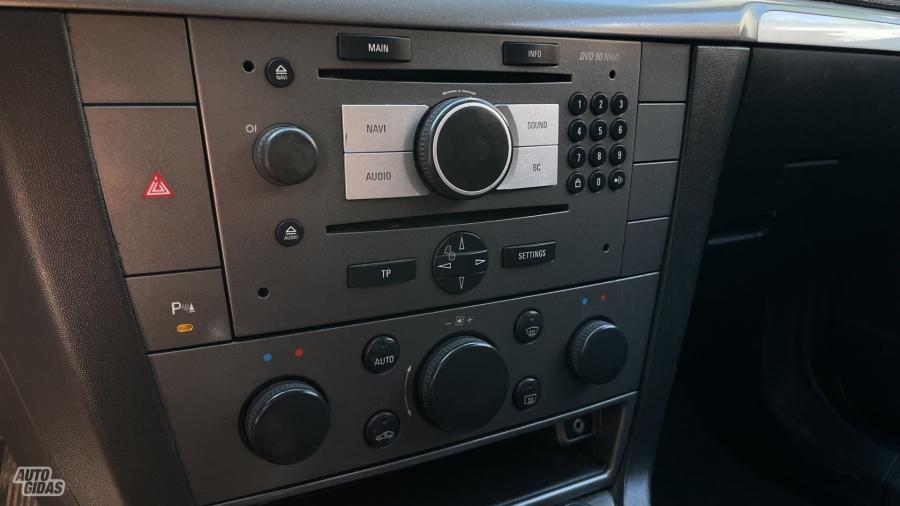 Grey Opel Vectra 2008 in Silute, with an engine capacity of 1.90 L and mileage of 296 thousand km for 670 €, photo 9 on AUTOMOTO.COM.LV