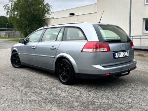 Pelēks Opel Vectra 2008 Tallina, ar dzinēja tilpumu 1.90 L un nobraukumu 356 tūkst. km par 1990 €, foto 3 vietnē AUTOMOTO.COM.LV