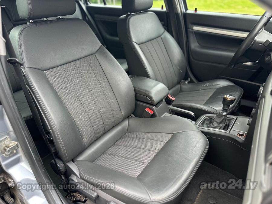 Pelēks Opel Vectra 2008 Tallina, ar dzinēja tilpumu 1.90 L un nobraukumu 356 tūkst. km par 1990 €, foto 13 vietnē AUTOMOTO.COM.LV