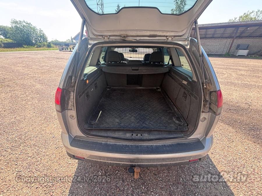 Grey Opel Vectra 2008 in Tallinn, with an engine capacity of 1.90 L and mileage of 375 thousand km for 1750 €, photo 16 on AUTOMOTO.COM.LV