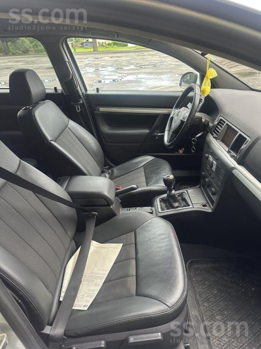 Pelēks Opel Vectra 2008 Jelgava, ar dzinēja tilpumu 1.90 L un nobraukumu 331 tūkst. km par 1700 €, foto 6 vietnē AUTOMOTO.COM.LV