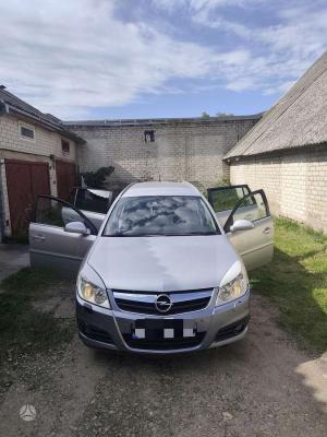 Grey Opel Vectra 2008 in Vilnius, with an engine capacity of 1.91 L and mileage of 366 thousand km for 1600 €, photo  on AUTOMOTO.COM.LV