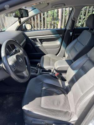 Grey Opel Vectra 2009 in Kaunas, with an engine capacity of 1.91 L and mileage of 334 thousand km for 1100 €, photo 10 on AUTOMOTO.COM.LV