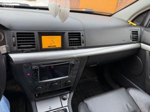 Opel Vectra 2002 in Siauliai, with an engine capacity of 2.20 L and mileage of 181 thousand km for 1000 €, photo 11 on AUTOMOTO.COM.LV