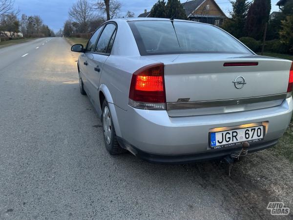 Opel Vectra 2003 in Varena, with an engine capacity of 1.90 L and mileage of 350 thousand km for 630 €, photo 1 on AUTOMOTO.COM.LV