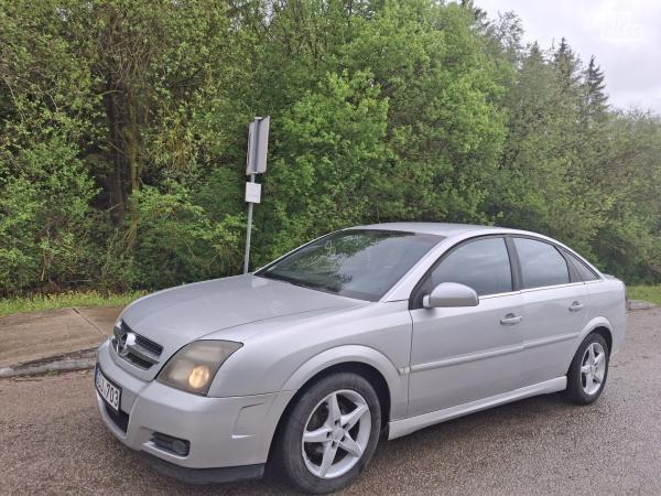 Opel Vectra 2003 in Joniskis, with an engine capacity of 2.20 L and mileage of 275 thousand km for 850 €, photo 1 on AUTOMOTO.COM.LV