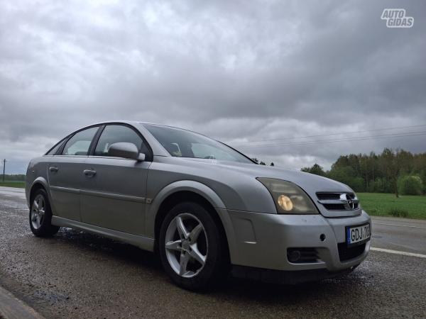 Opel Vectra 2003 in Joniskis, with an engine capacity of 2.20 L and mileage of 275 thousand km for 850 €, photo 8 on AUTOMOTO.COM.LV