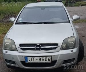 Opel Vectra 2004 in Jekabpils, with an engine capacity of 1.90 L and mileage of 365 thousand km for 500 €, photo 2 on AUTOMOTO.COM.LV