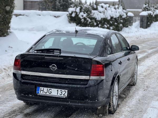 Opel Vectra 2004 Klaipėda, ar dzinēja tilpumu 1.91 L un nobraukumu 299 tūkst. km par 999 €, foto 3 vietnē AUTOMOTO.COM.LV