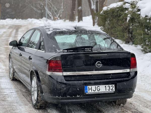 Opel Vectra 2004 Klaipėda, ar dzinēja tilpumu 1.91 L un nobraukumu 299 tūkst. km par 999 €, foto 4 vietnē AUTOMOTO.COM.LV