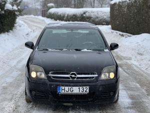 Opel Vectra 2004 in Klaipeda, with an engine capacity of 1.90 L and mileage of 291 thousand km for 1000 €, photo 6 on AUTOMOTO.COM.LV