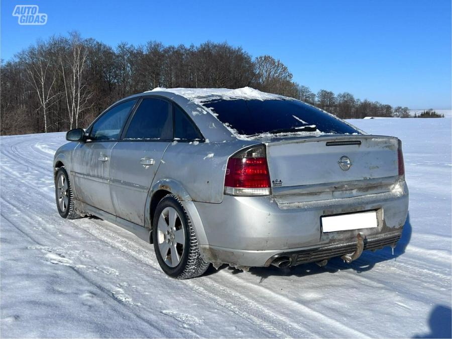 Opel Vectra 2005 in Marijampole, with an engine capacity of 1.90 L and mileage of 424 thousand km for 500 €, photo 4 on AUTOMOTO.COM.LV