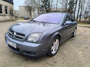 Opel Vectra 2005 in Mazeikiai, with an engine capacity of 2.20 L and mileage of 375 thousand km for 1150 €, photo  on AUTOMOTO.COM.LV