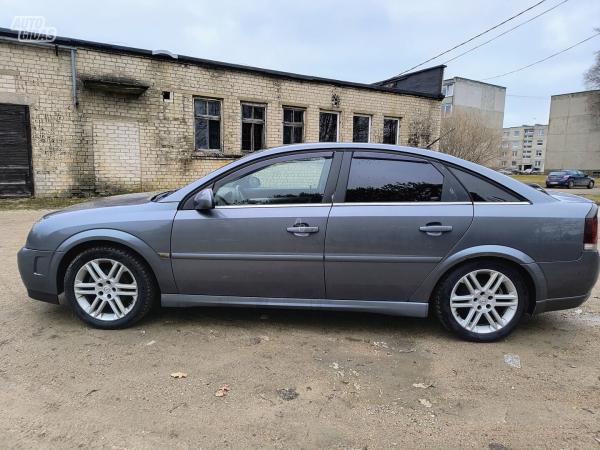 Opel Vectra 2005 Mažeikiai, ar dzinēja tilpumu 2.20 L un nobraukumu 375 tūkst. km par 1150 €, foto 8 vietnē AUTOMOTO.COM.LV