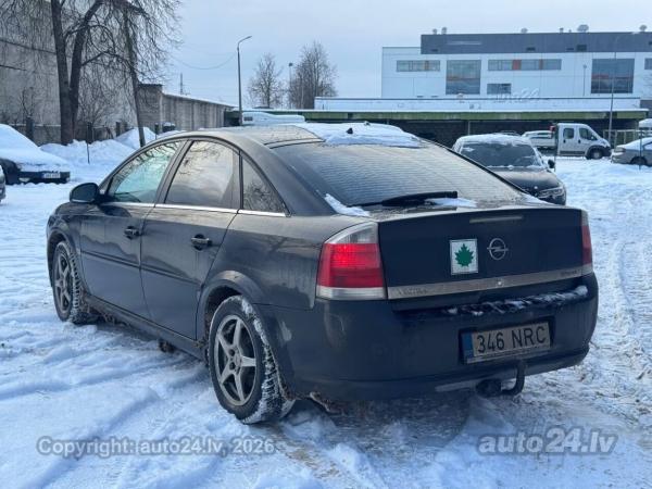 Opel Vectra 2006 Narva, ar dzinēja tilpumu 2.20 L un nobraukumu 288 tūkst. km par 700 €, foto 5 vietnē AUTOMOTO.COM.LV