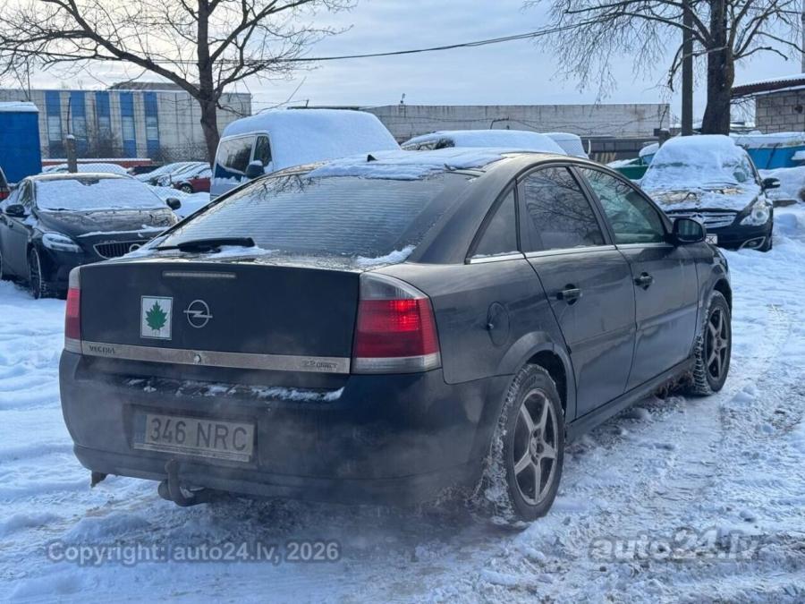 Opel Vectra 2006 in Narva, with an engine capacity of 2.20 L and mileage of 288 thousand km for 700 €, photo 4 on AUTOMOTO.COM.LV