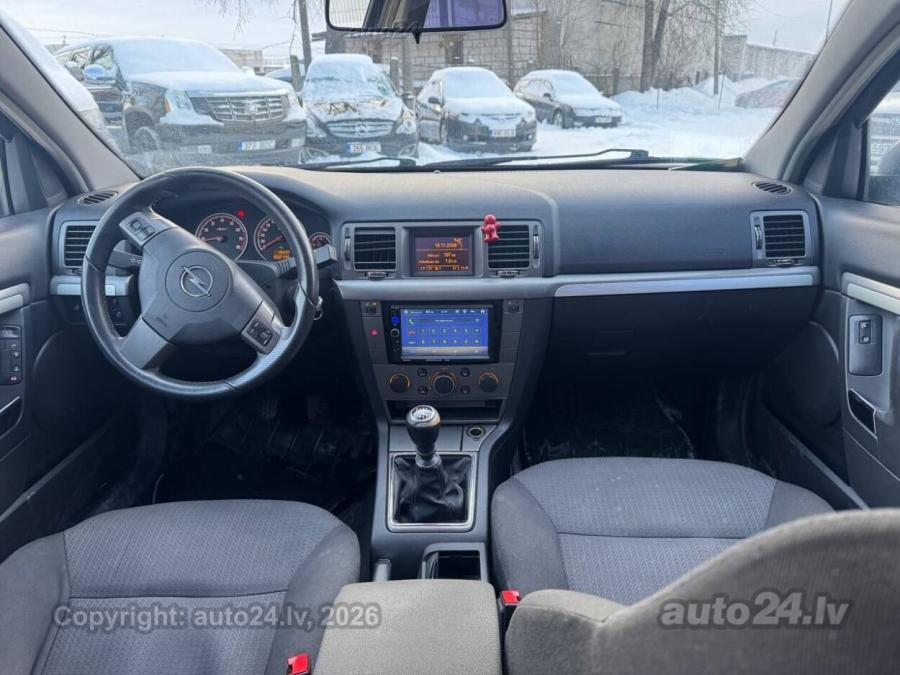 Opel Vectra 2006 in Narva, with an engine capacity of 2.20 L and mileage of 288 thousand km for 700 €, photo 6 on AUTOMOTO.COM.LV