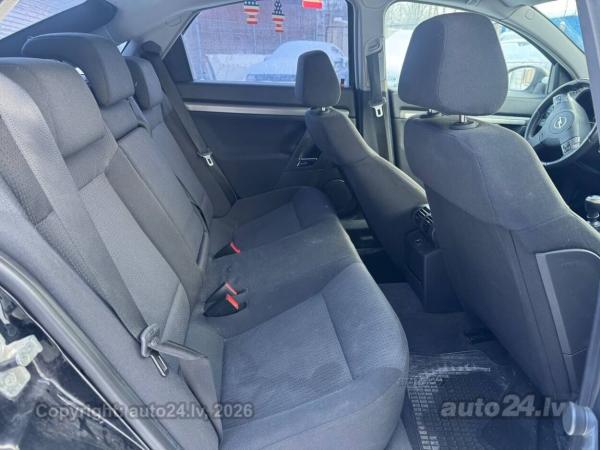 Opel Vectra 2006 in Narva, with an engine capacity of 2.20 L and mileage of 288 thousand km for 700 €, photo 7 on AUTOMOTO.COM.LV