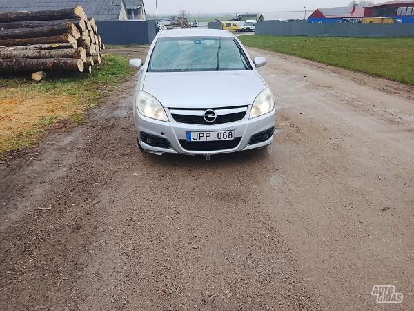 Opel Vectra 2006 Raseiniai, ar dzinēja tilpumu 1.90 L un nobraukumu 330 tūkst. km par 999 €, foto 1 vietnē AUTOMOTO.COM.LV