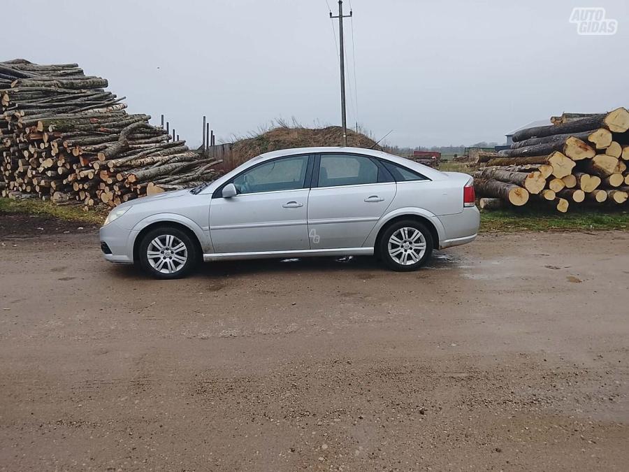 Opel Vectra 2006 Raseiniai, ar dzinēja tilpumu 1.90 L un nobraukumu 330 tūkst. km par 999 €, foto 5 vietnē AUTOMOTO.COM.LV