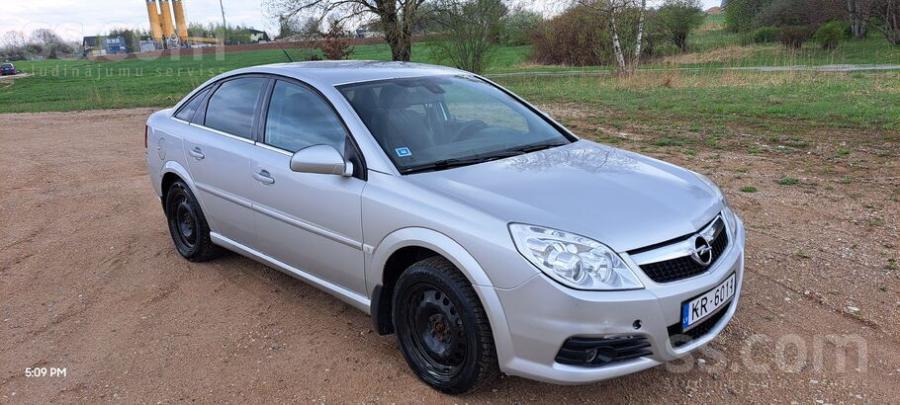 Opel Vectra 2006 in Saldus, with an engine capacity of 1.90 L and mileage of 377 thousand km for 450 €, photo 4 on AUTOMOTO.COM.LV