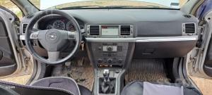 Opel Vectra 2006 in Saldus, with an engine capacity of 1.90 L and mileage of 377 thousand km for 450 €, photo 10 on AUTOMOTO.COM.LV