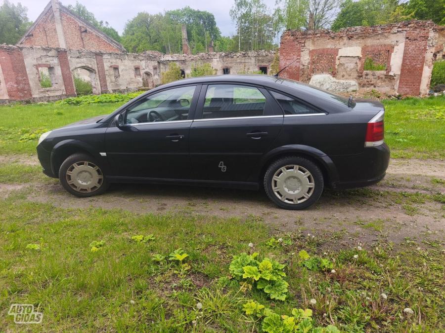 Opel Vectra 2007 in Ignalina, with an engine capacity of 1.90 L and mileage of 222 thousand km for 750 €, photo 3 on AUTOMOTO.COM.LV