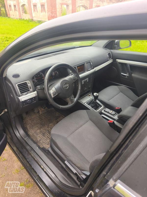 Opel Vectra 2007 Ignalina, ar dzinēja tilpumu 1.90 L un nobraukumu 222 tūkst. km par 650 €, foto 6 vietnē AUTOMOTO.COM.LV