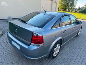 Opel Vectra 2007 in Kaunas, with an engine capacity of 1.90 L and mileage of 39 thousand km for 699 €, photo 4 on AUTOMOTO.COM.LV