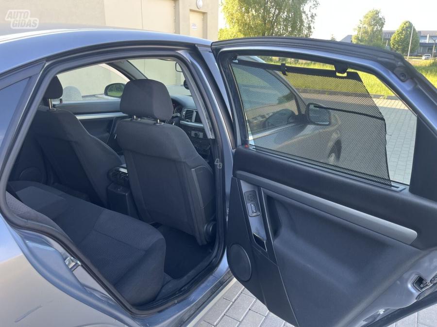Opel Vectra 2007 in Kaunas, with an engine capacity of 1.90 L and mileage of 39 thousand km for 699 €, photo 8 on AUTOMOTO.COM.LV