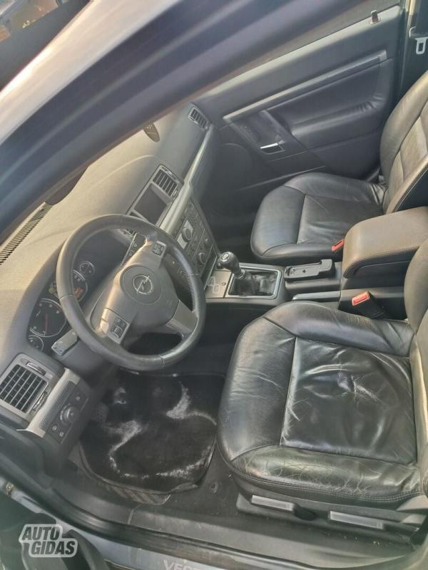 Opel Vectra 2007 Marijampole, ar dzinēja tilpumu 1.90 L un nobraukumu 251 tūkst. km par 600 €, foto 5 vietnē AUTOMOTO.COM.LV