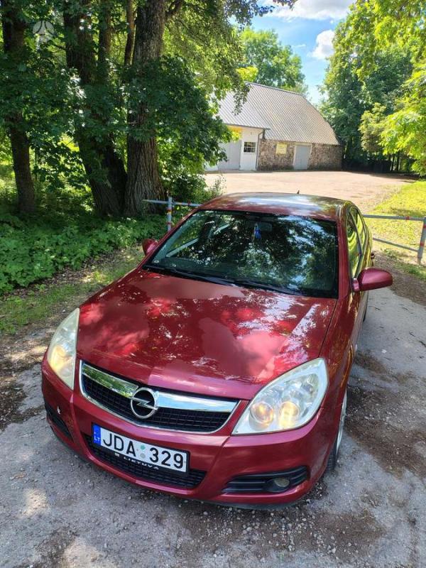 Sarkans Opel Vectra 2006 Panevēža, ar dzinēja tilpumu 1.91 L un nobraukumu 176 tūkst. km par 1000 €, foto 5 vietnē AUTOMOTO.COM.LV