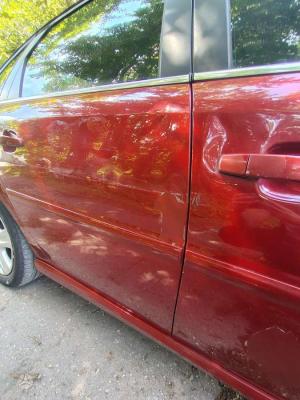 Sarkans Opel Vectra 2006 Panevēža, ar dzinēja tilpumu 1.91 L un nobraukumu 176 tūkst. km par 1000 €, foto 19 vietnē AUTOMOTO.COM.LV