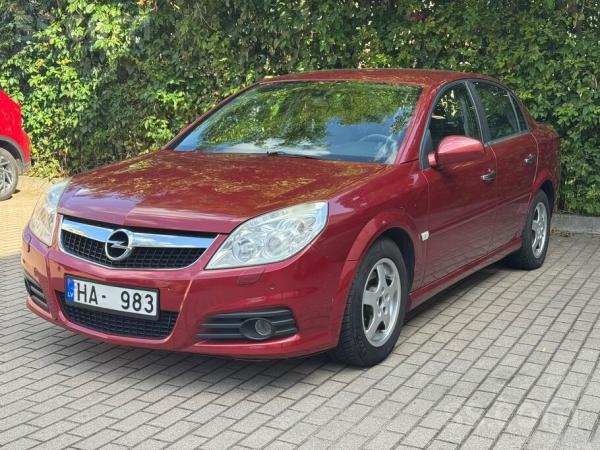 Sarkans Opel Vectra 2007 Rīga, ar dzinēja tilpumu 1.80 L un nobraukumu 118 tūkst. km par 3000 €, foto 1 vietnē AUTOMOTO.COM.LV