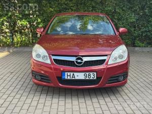 Sarkans Opel Vectra 2007 Rīga, ar dzinēja tilpumu 1.80 L un nobraukumu 118 tūkst. km par 3000 €, foto 3 vietnē AUTOMOTO.COM.LV
