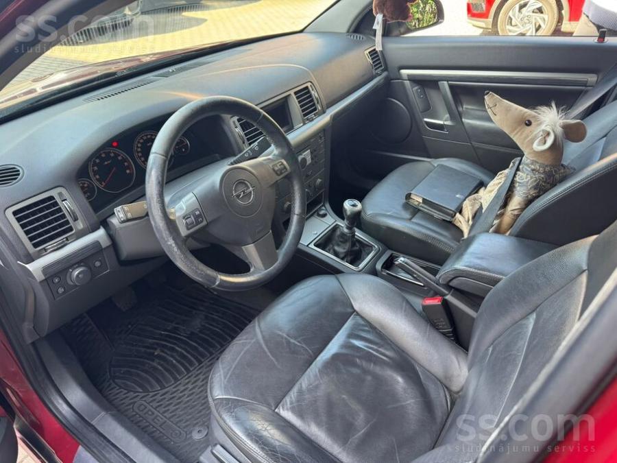 Sarkans Opel Vectra 2007 Rīga, ar dzinēja tilpumu 1.80 L un nobraukumu 118 tūkst. km par 3000 €, foto 7 vietnē AUTOMOTO.COM.LV