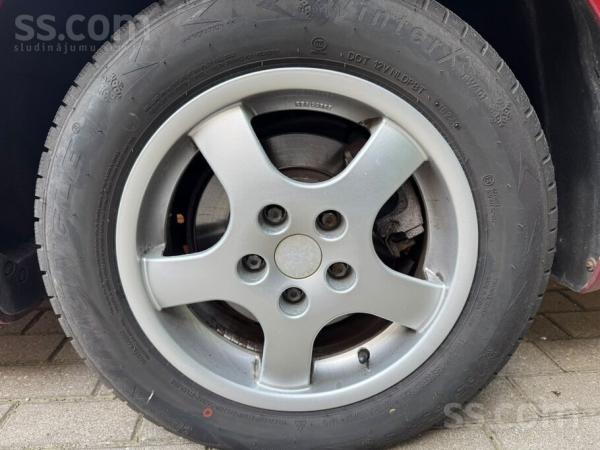 Sarkans Opel Vectra 2007 Rīga, ar dzinēja tilpumu 1.80 L un nobraukumu 118 tūkst. km par 3000 €, foto 9 vietnē AUTOMOTO.COM.LV